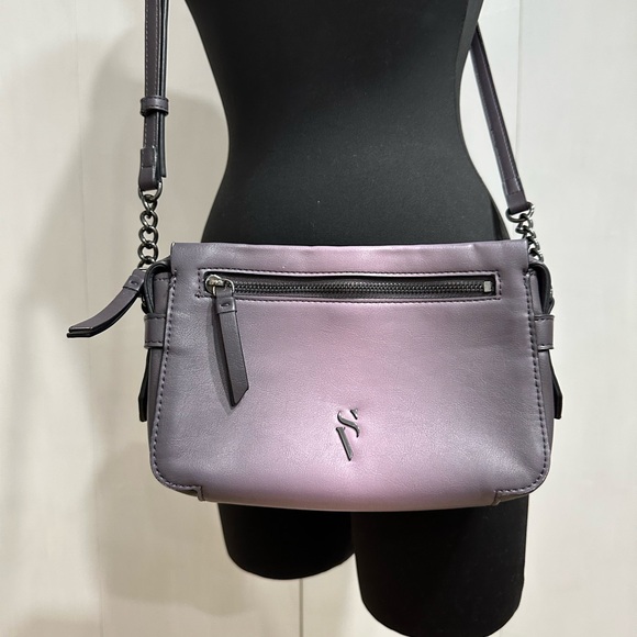 Simply Vera Vera Wang | Bags | Simply Vera Vera Wang Sintra Crossbody ...